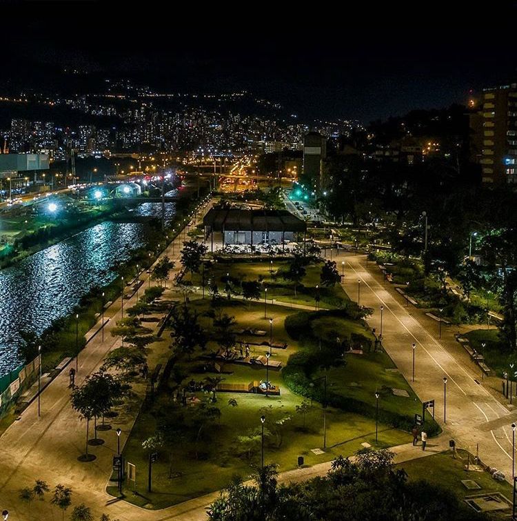 Parques del Rio Medellin Antioquia Colombia Turismo